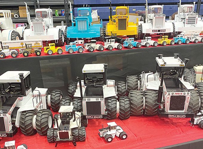 Toy show kicks off 16th year | News, Sports, Jobs - Minot Daily News